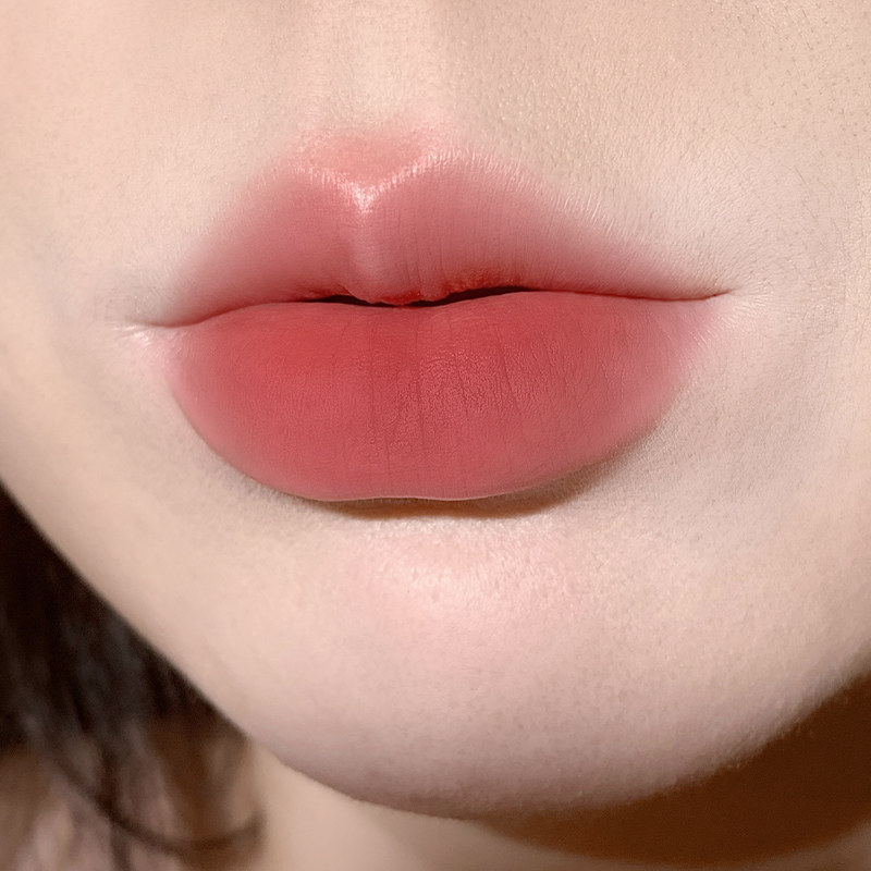 INTO YOU Matte Lipstick – W Cosmetics